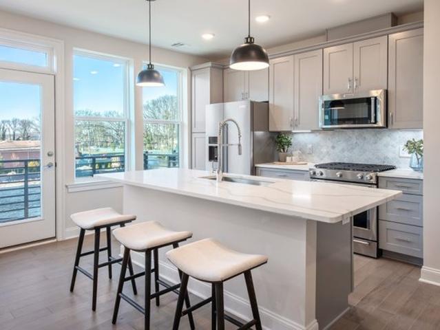 123 Jessie Pl, New Brunswick, NJ 08901