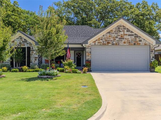 123 Oak St, Emory, TX 75440