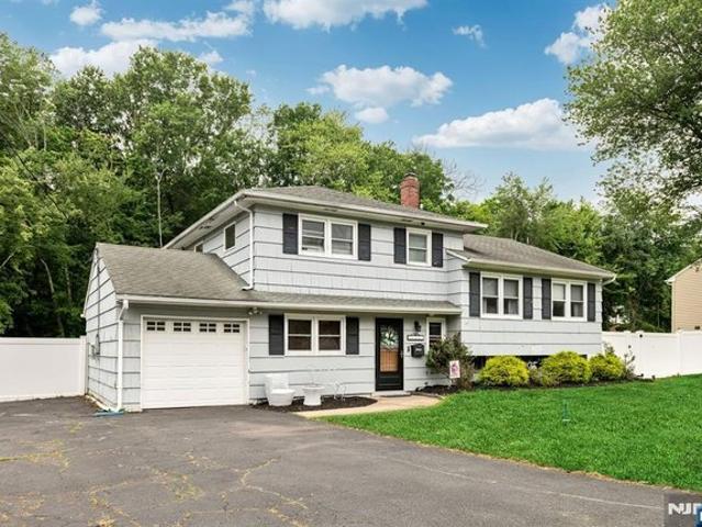 123 Oak St, Rockaway, NJ 07801