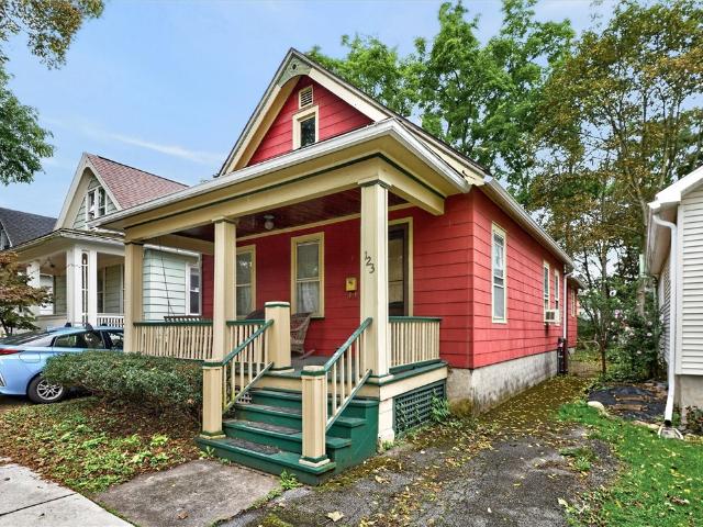 123 Oakland Street