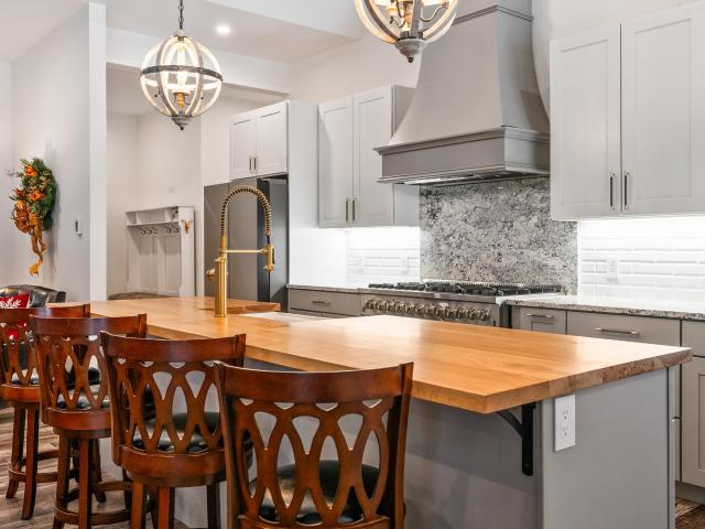 123 Oxbow Ln, Conway, NH 03818 | MLS #5077 | Compass