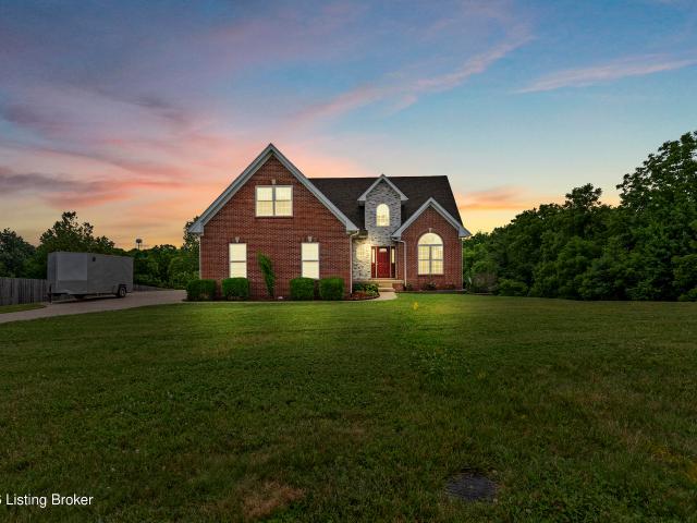 123 Lost Creek Dr