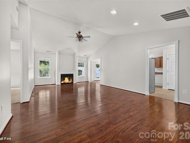 123 Lanceford Circle
