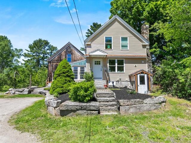 123 Lewiston Rd, Gray, ME 04039