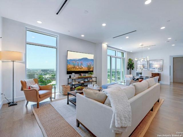 123 Lexington Ave, Unit 1410, San Antonio, TX 78205 | MLS #1929 | Compass