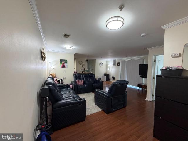 123 Lionheart Lane