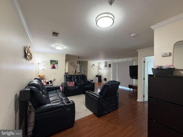 123 Lionheart Ln, West Deptford, NJ 08086 | MLS #NJGL2072