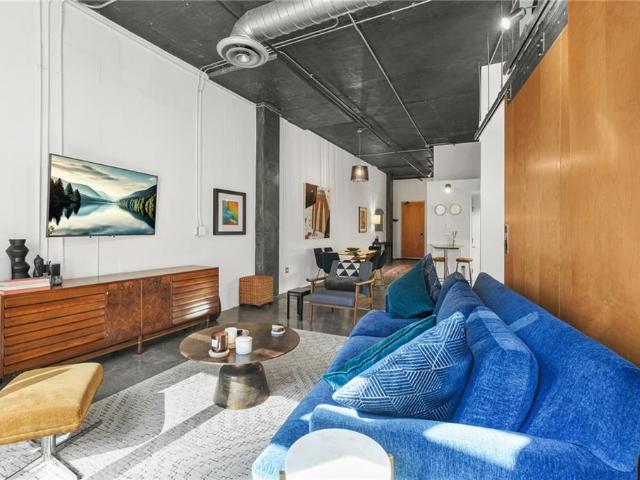 123 Luckie Street NW 2209