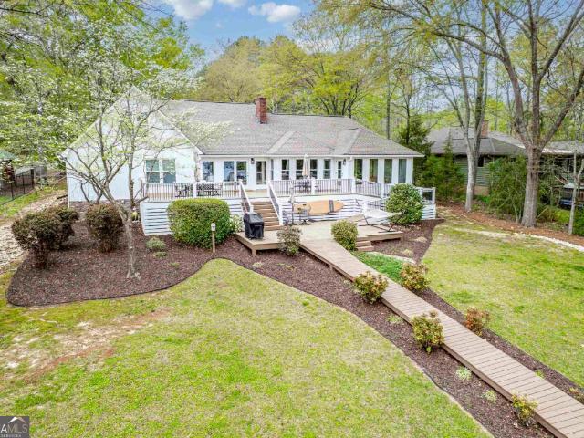123 lullwater lane