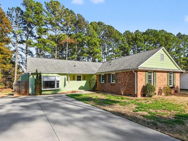 123 Montclair Circle