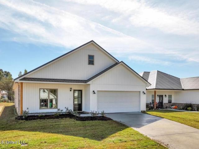 123 Mamie Cir, Picayune, MS 39466 | MLS #4141 | Compass