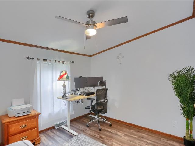 123 Merle Ln