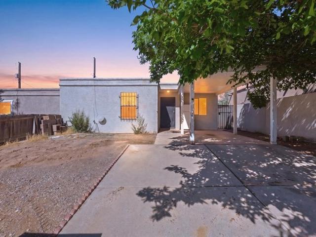 123 Merlida Ct SW, Albuquerque, NM 87121