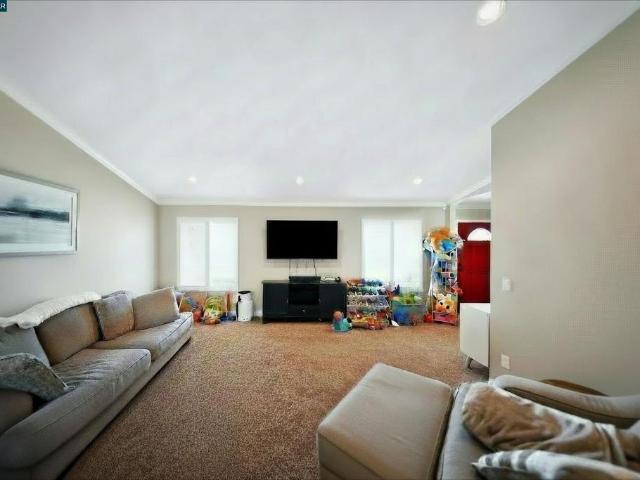 123 Michele Ct