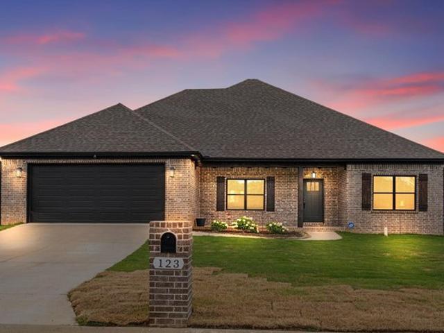 123 Michelle Dr, Beebe, AR 72012