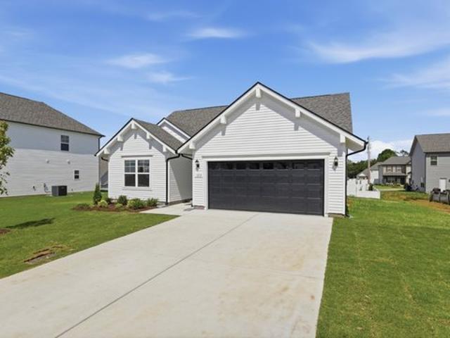 123 Millet St, Shelbyville, TN 37160