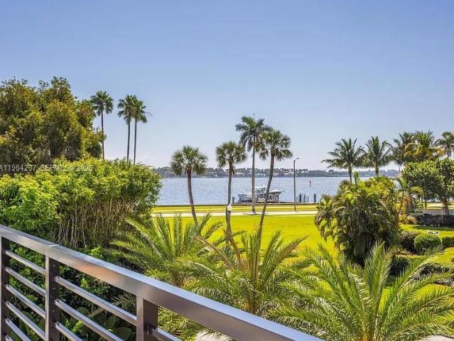 123 Murray Rd, West Palm Beach, FL 33405 | MLS #A11964