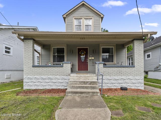 123 N 40th St