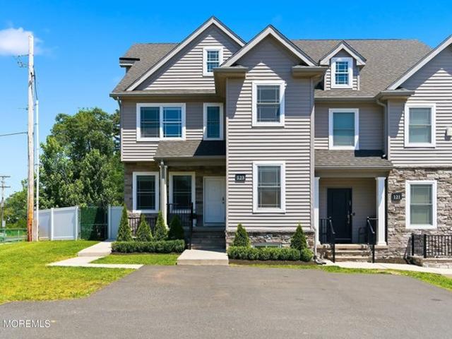 123 N Zinfandel Rd, Lakewood, NJ 08701