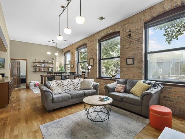 123 N Blount St Unit 206, Madison, WI 53703