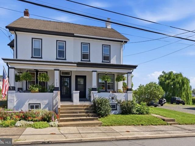 123 N Church St, Bally, PA 19503