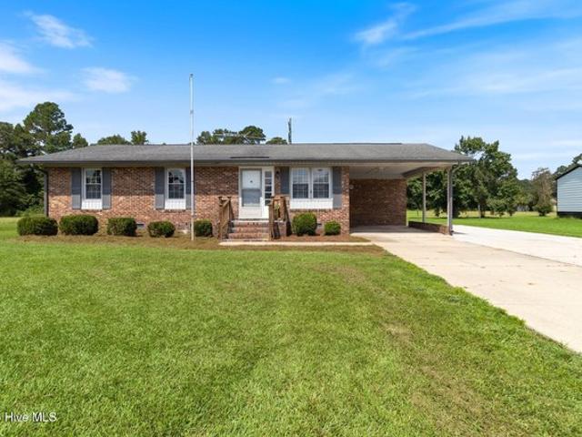 123 N Elmhurst St, Clarkton, NC 28433