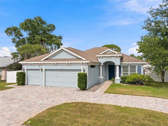 123 N Florida Ave, Tarpon Springs, FL 34689