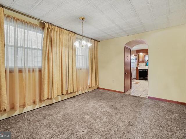 123 N Jardin Street