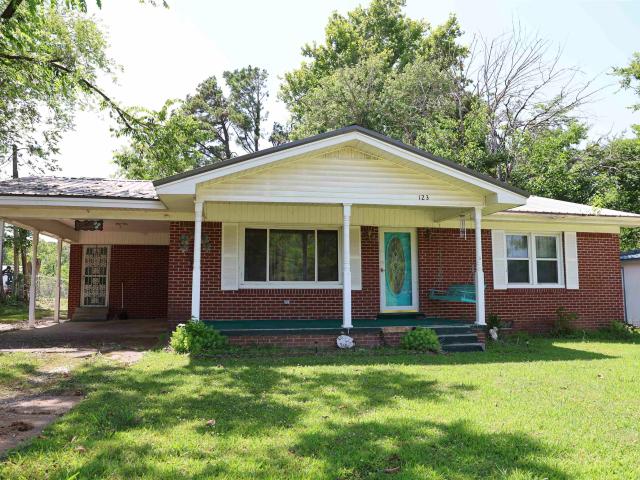 123 n magnolia st