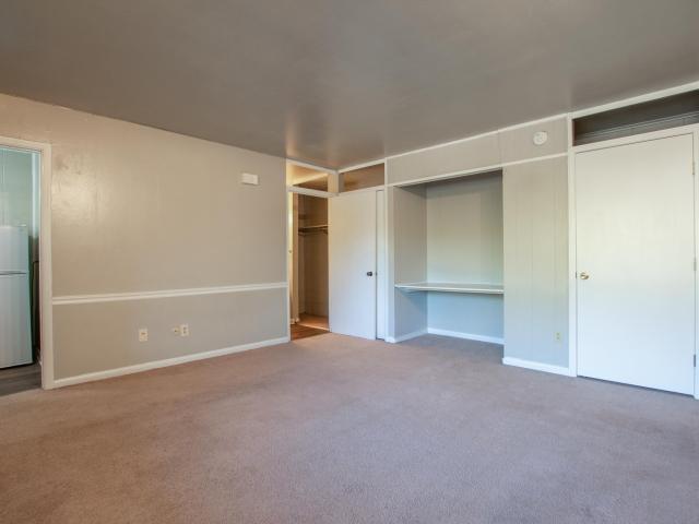 123 N Polk Street # 14