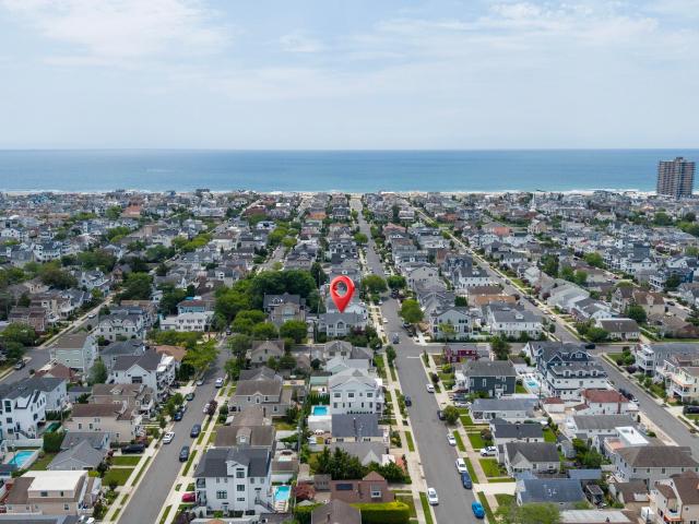 123 N Quincy Ave
