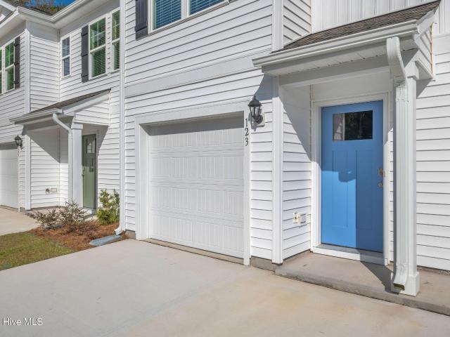 123 S Grassland Road