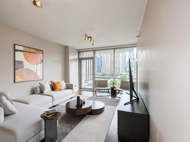 123 S Green Street # 604B