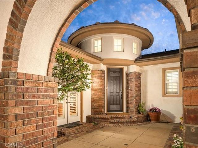 123 S Oakhart Dr, Glendora, CA 91741