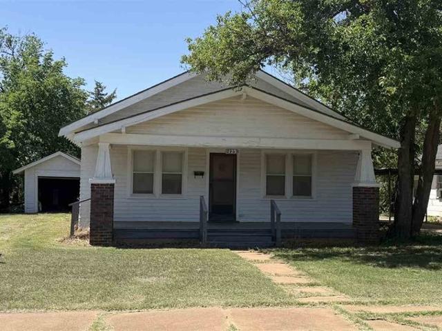 123 S Stephens St, Hobart, OK 73651