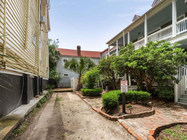 123 Smith Street