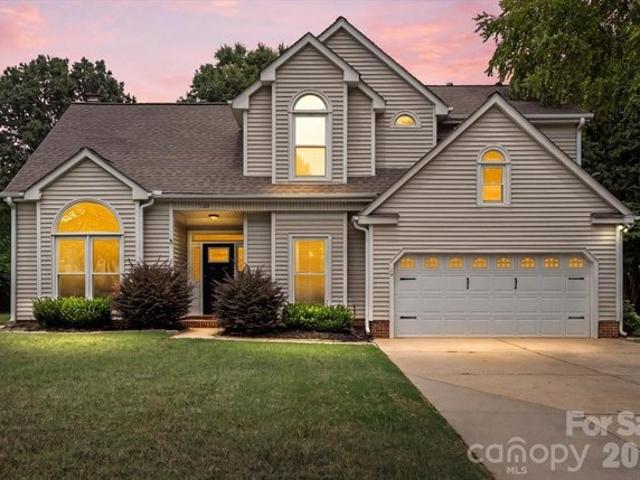 123 Southhaven Dr, Mooresville, NC 28117