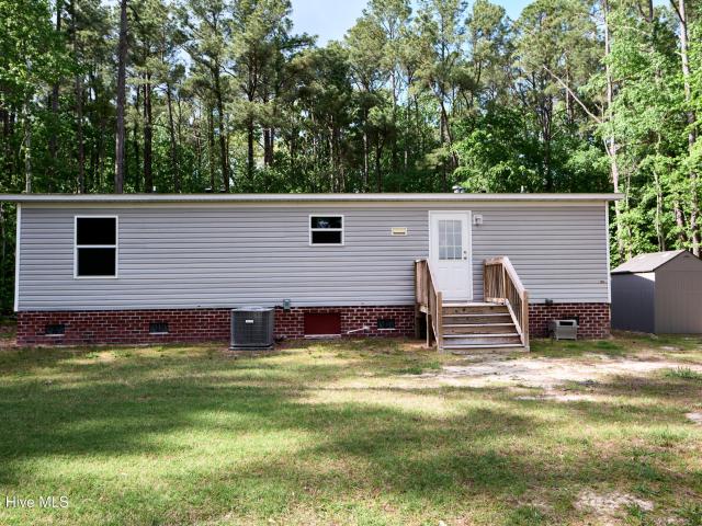 123 Seabreeze Road