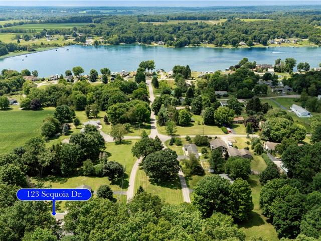 123 Sequoia Dr