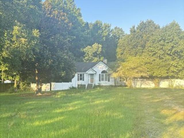 123 Shady Meadow Ln, Clayton, NC 27520