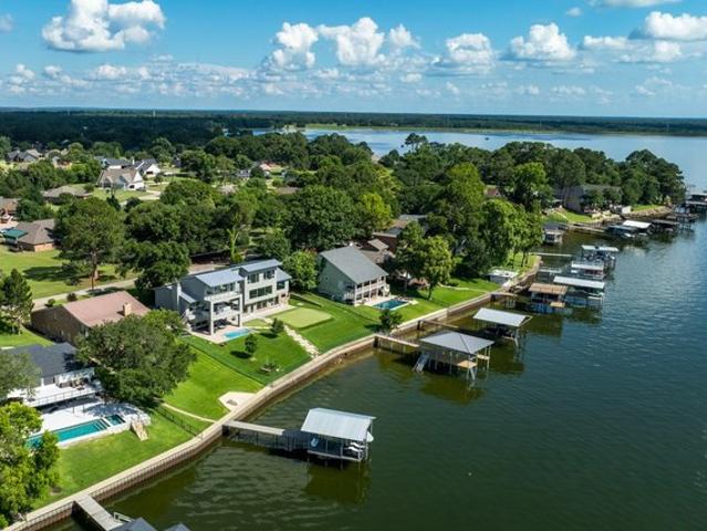 123 Shoreline Dr, Star Harbor, TX 75148