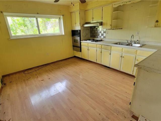 123 Sims Ln, Charleroi, PA 15022 | MLS #1748 | Compass