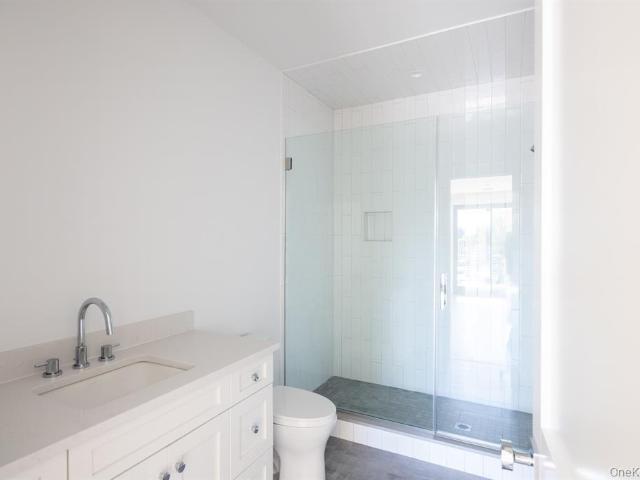 123 Sterling Avenue 2