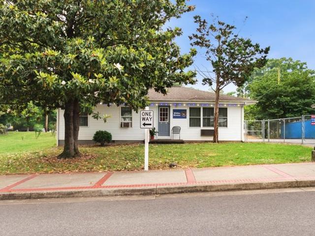 123 Payne St, Grand Rivers, KY 42045