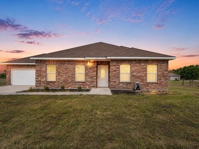 123 Pugh Ln, Corsicana, TX 75109