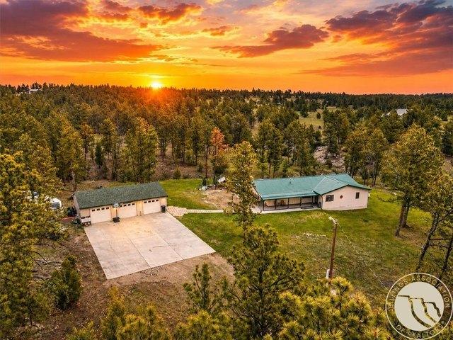 123 Quail Dr, Roundup, MT 59072