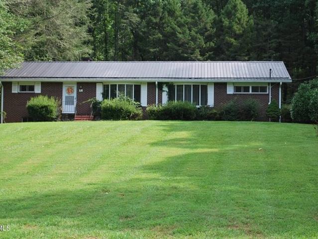 123 Rolling Hills Rd, Erwin, TN 37650