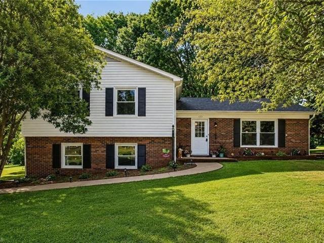 123 Regal Cir, Mooresville, NC 28117