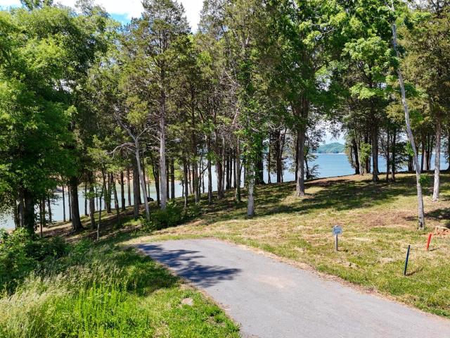 123 Ridge Point Tr