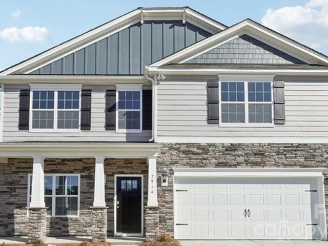123 Ridgehaven Dr, Waynesville, NC 28786